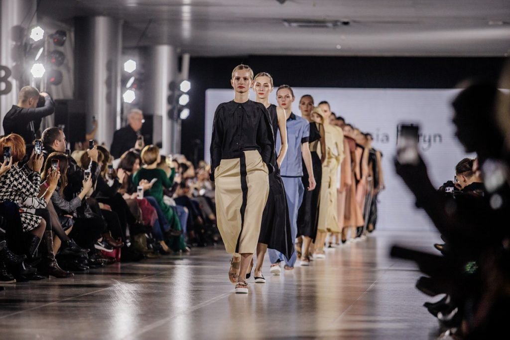 Lviv Fashion Week повертається з благодійною місією - Bazilik Media